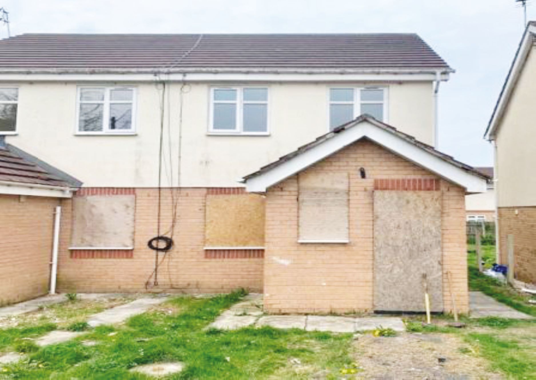 Auction offers rare £1 guide prices for houses in Liverpool and Oldham