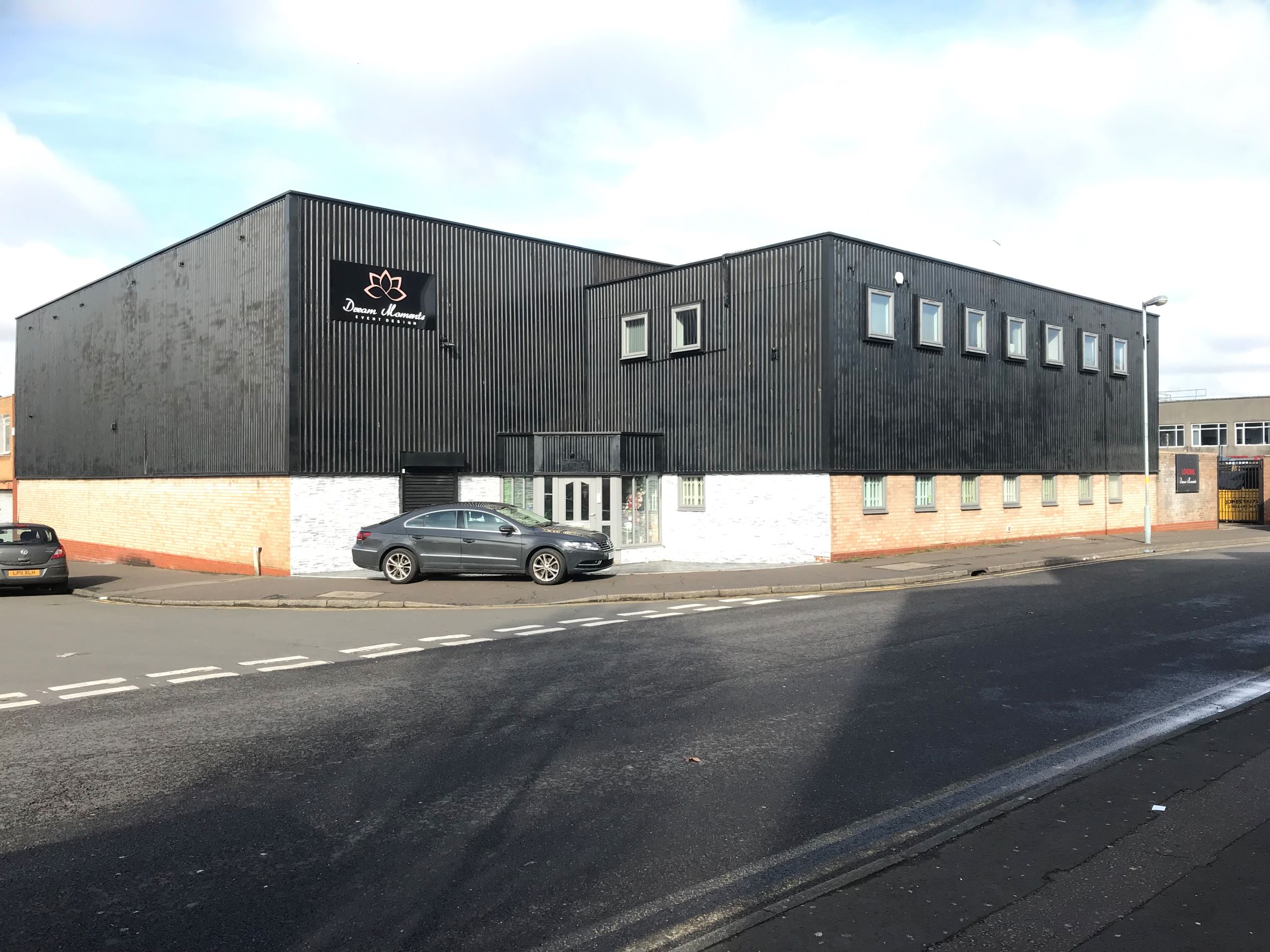 Commercial assets go Under the Hammer - Bond Wolfe