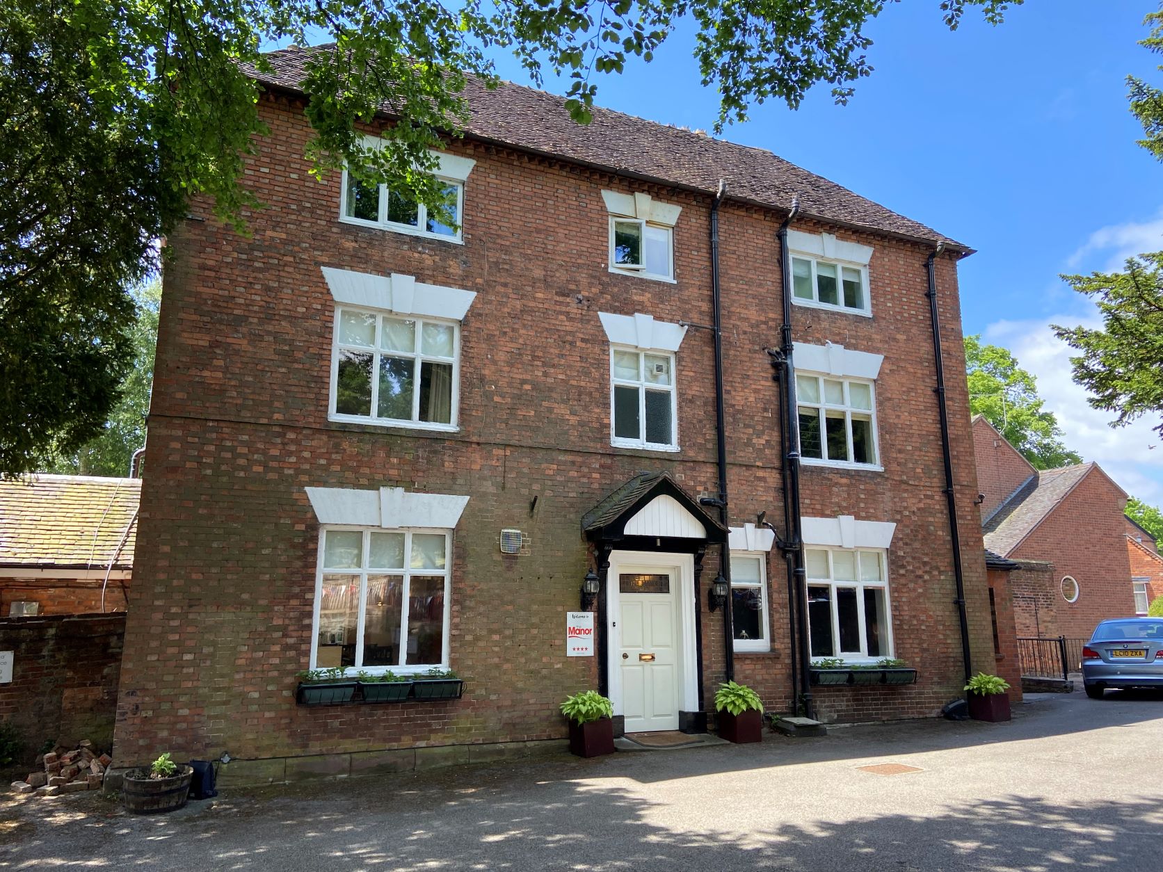 Boutique hotel and wedding venue near Alton Towers at next Bond Wolfe ...