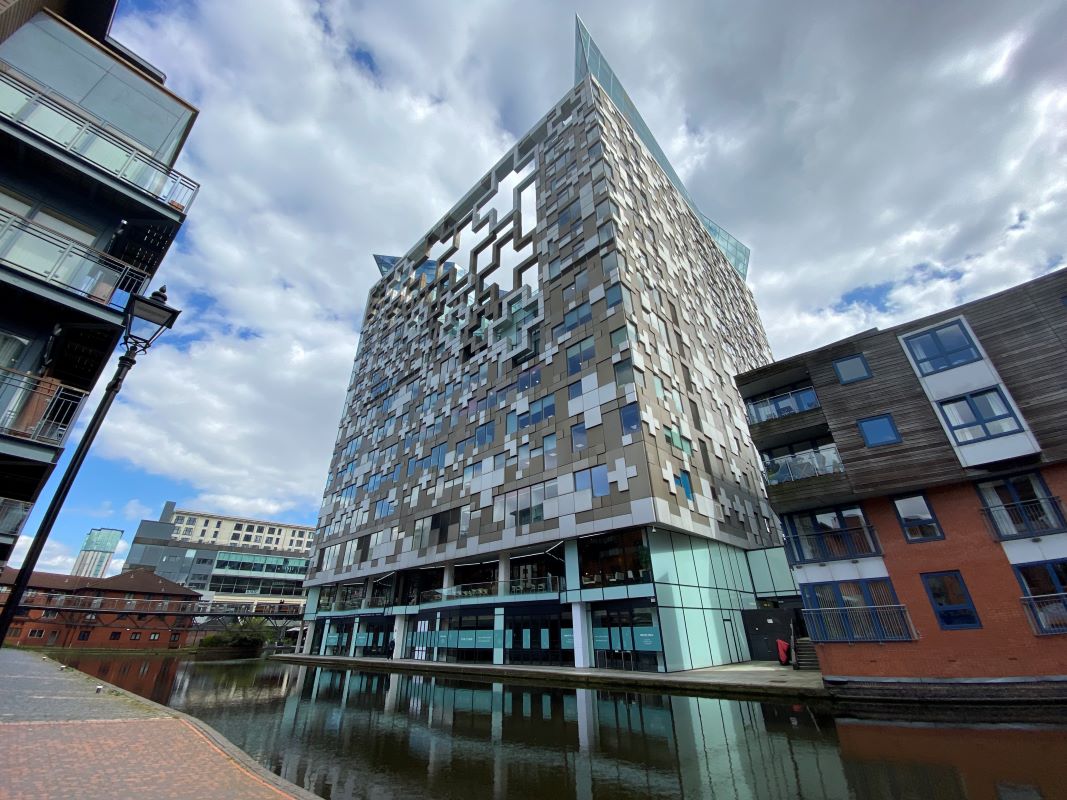 Luxury pad in iconic building leads wide range of Birmingham properties ...