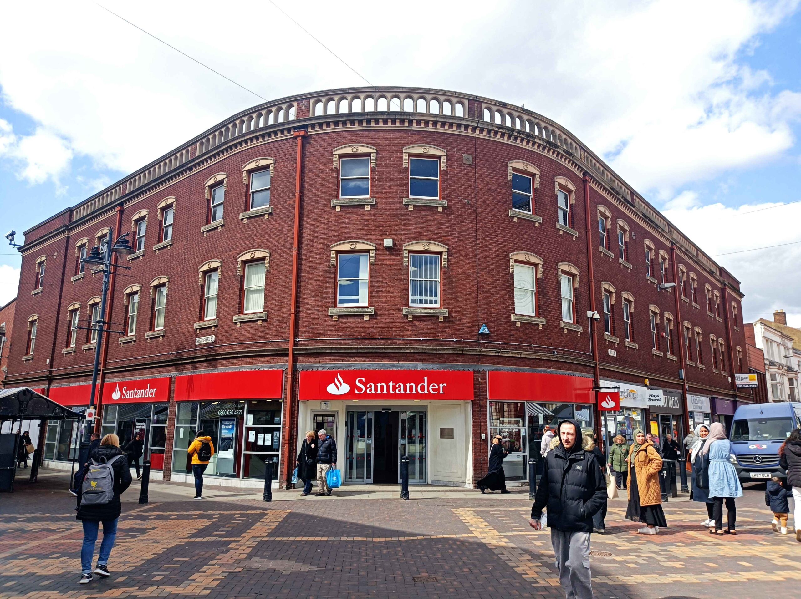 Bond Wolfe sells trio of retail properties for over £1 million - Bond Wolfe
